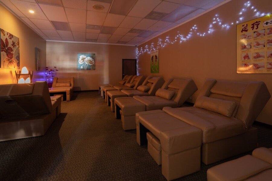 Pedicure Foot Spa | Pamper Your Feet with Expert Care